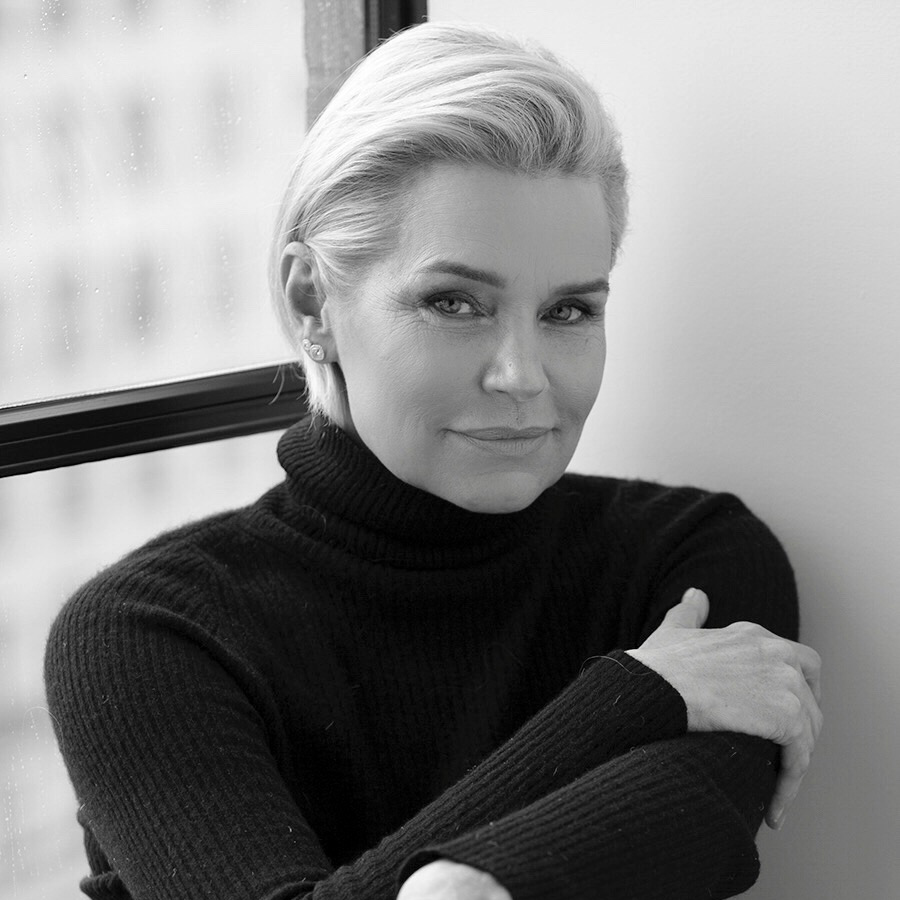 2018 Yolanda Hadid - Brilliant Minds